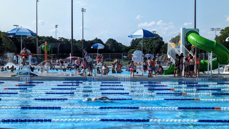 Gath Pool complex makes big splash in opening week - Newton Beacon