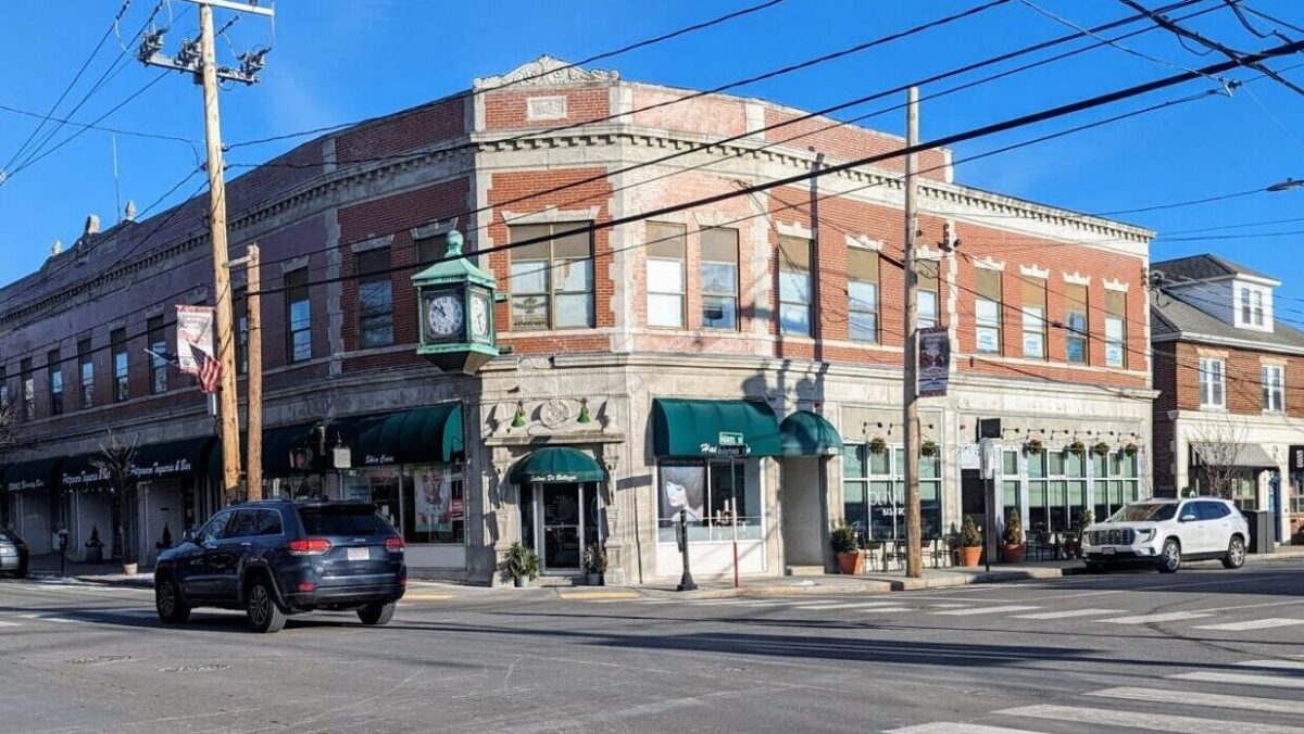 Mayor says removal of Italian flag colors from Adams Street was ...