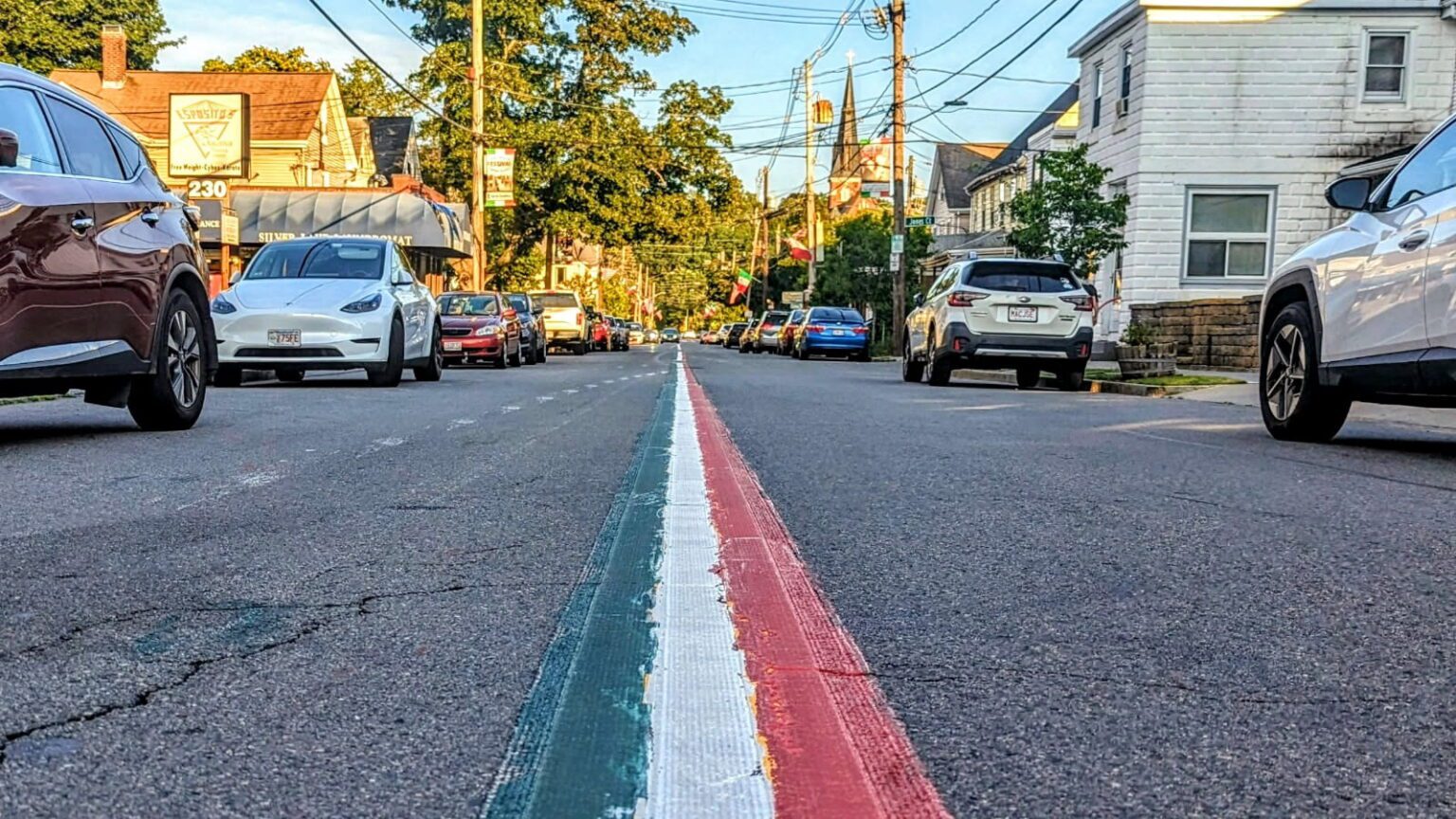 Adams Street neighbors band together and repaint Italian flag lines for ...